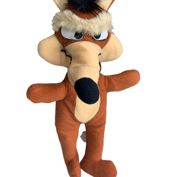 Warner Bros. | Other | Warner Bros Wile E Coyote Road Runner Plush ...